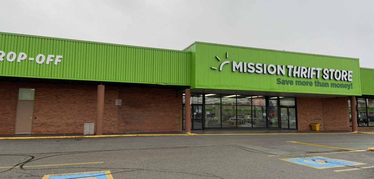 Stores - Mission Thrift StoreHamilton Store