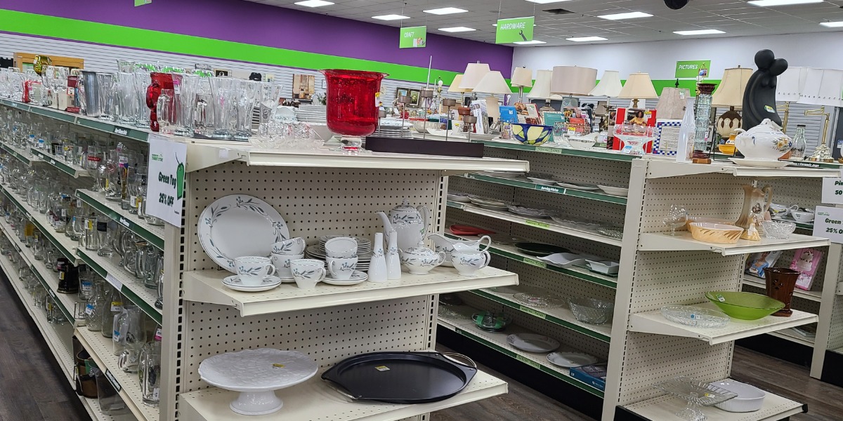 Stores - Mission Thrift StoreHamilton Store